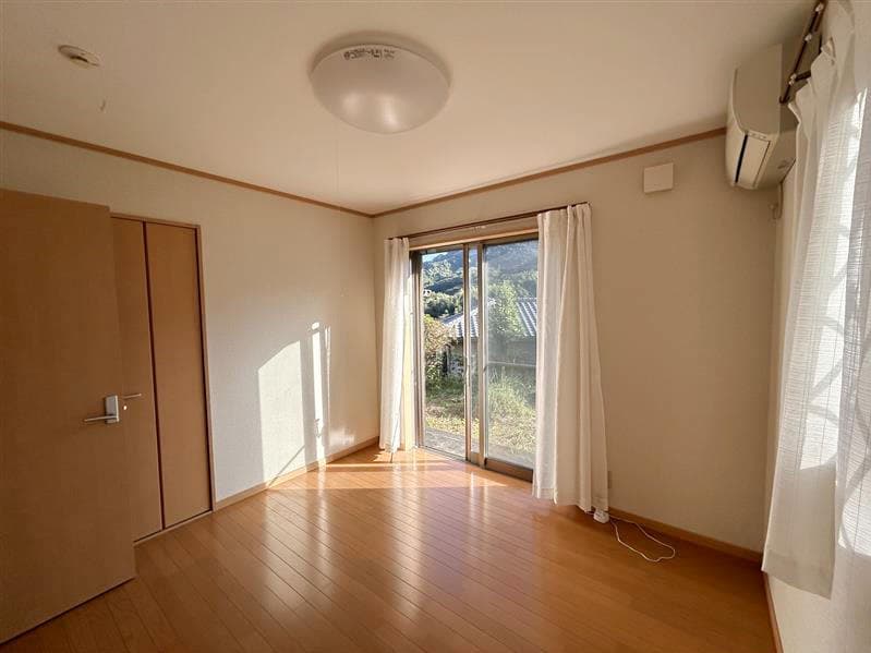 【湯河原：リゾート不動産】戸建て：湯河原町宮上戸建 2980万円 2LDK 72640 エンゼル不動産 湯河原店